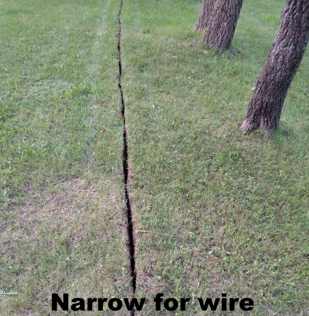 Purchase The Wilton Thinline Trenching Spade. Official Site