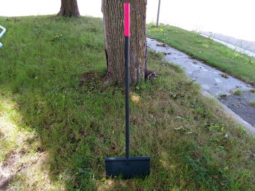 Purchase The Wilton Thinline Trenching Spade. Official Site