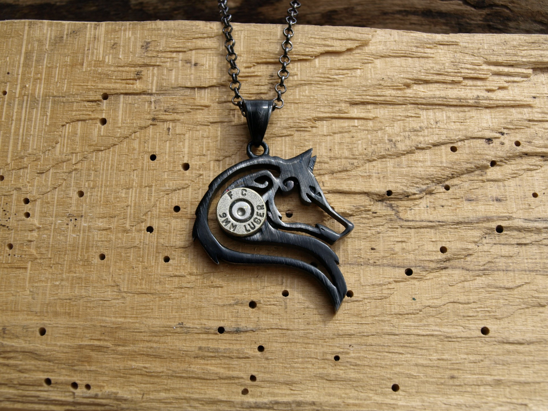 N- Elegant Wolf Bullet Necklace. Stainless Steel Fancy Wolf Head with ...