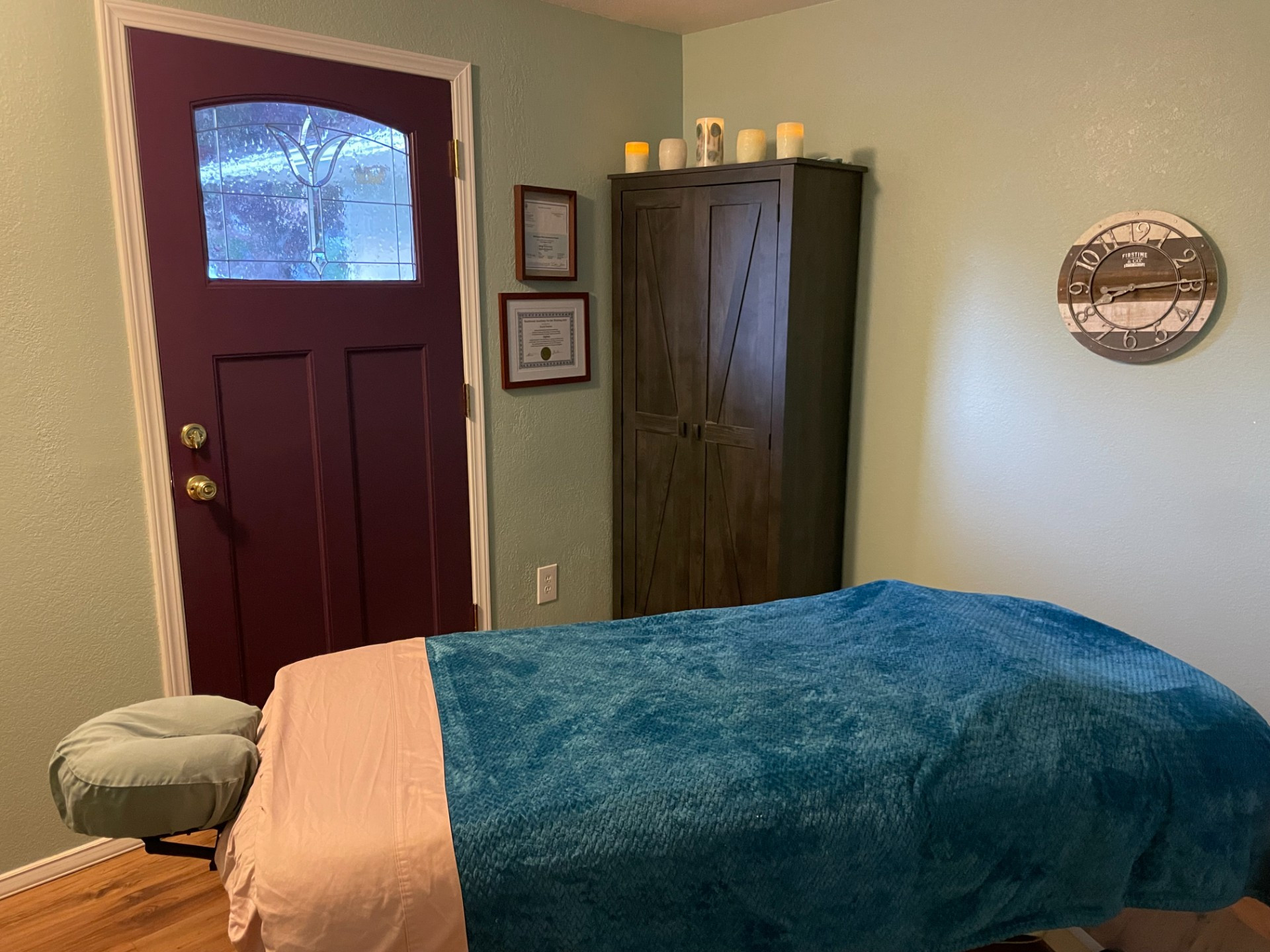 Home [www.mapletreemassage.com]