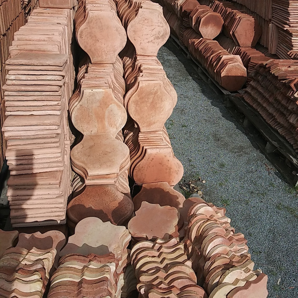 Home [www.prettypotsandbeyond.com]