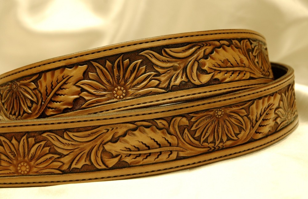Lone Tree Leather Works | Custom Features for Hand Tooled Leather Belts