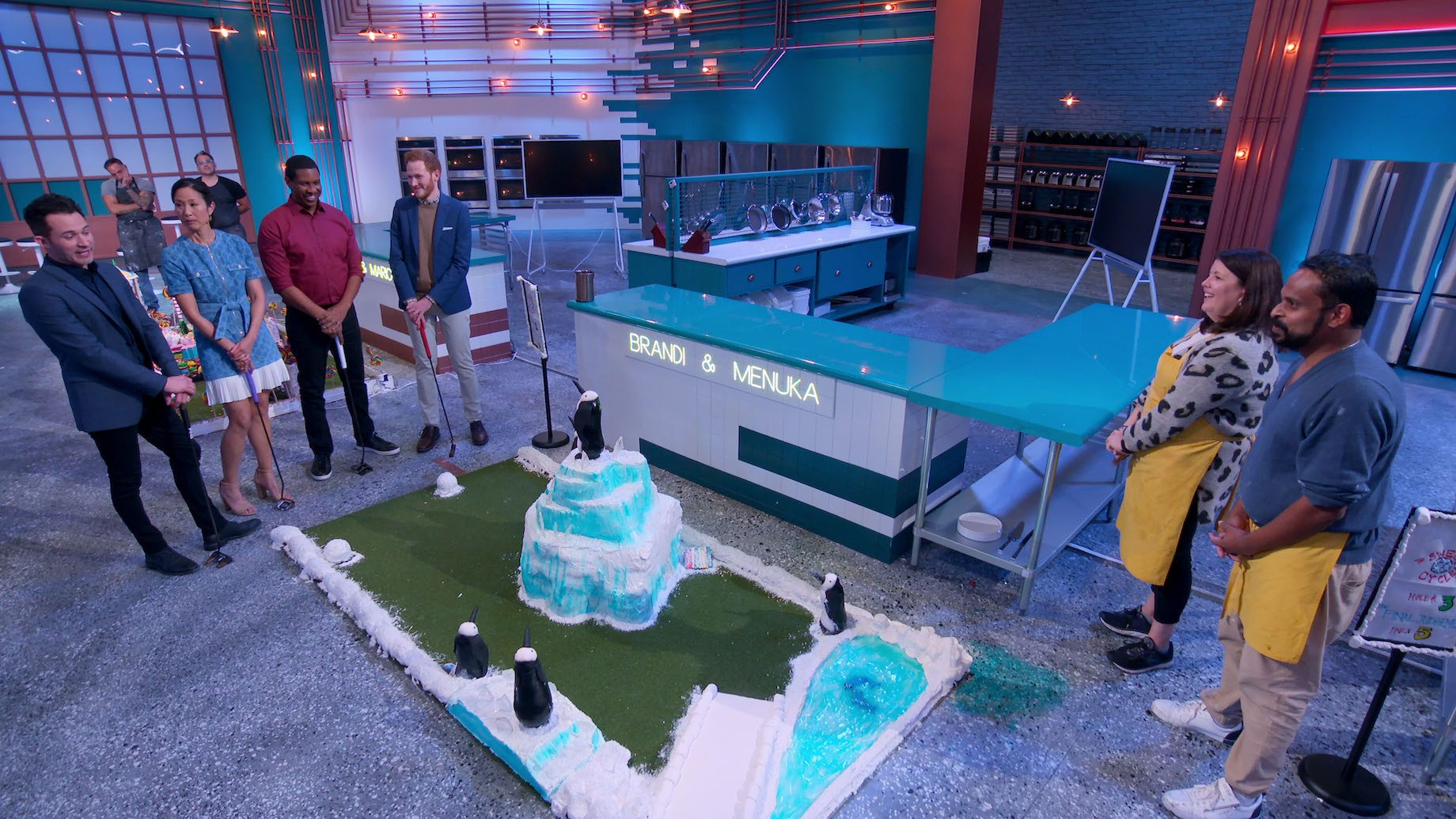 Home [www.happyasalarkcakes.com]