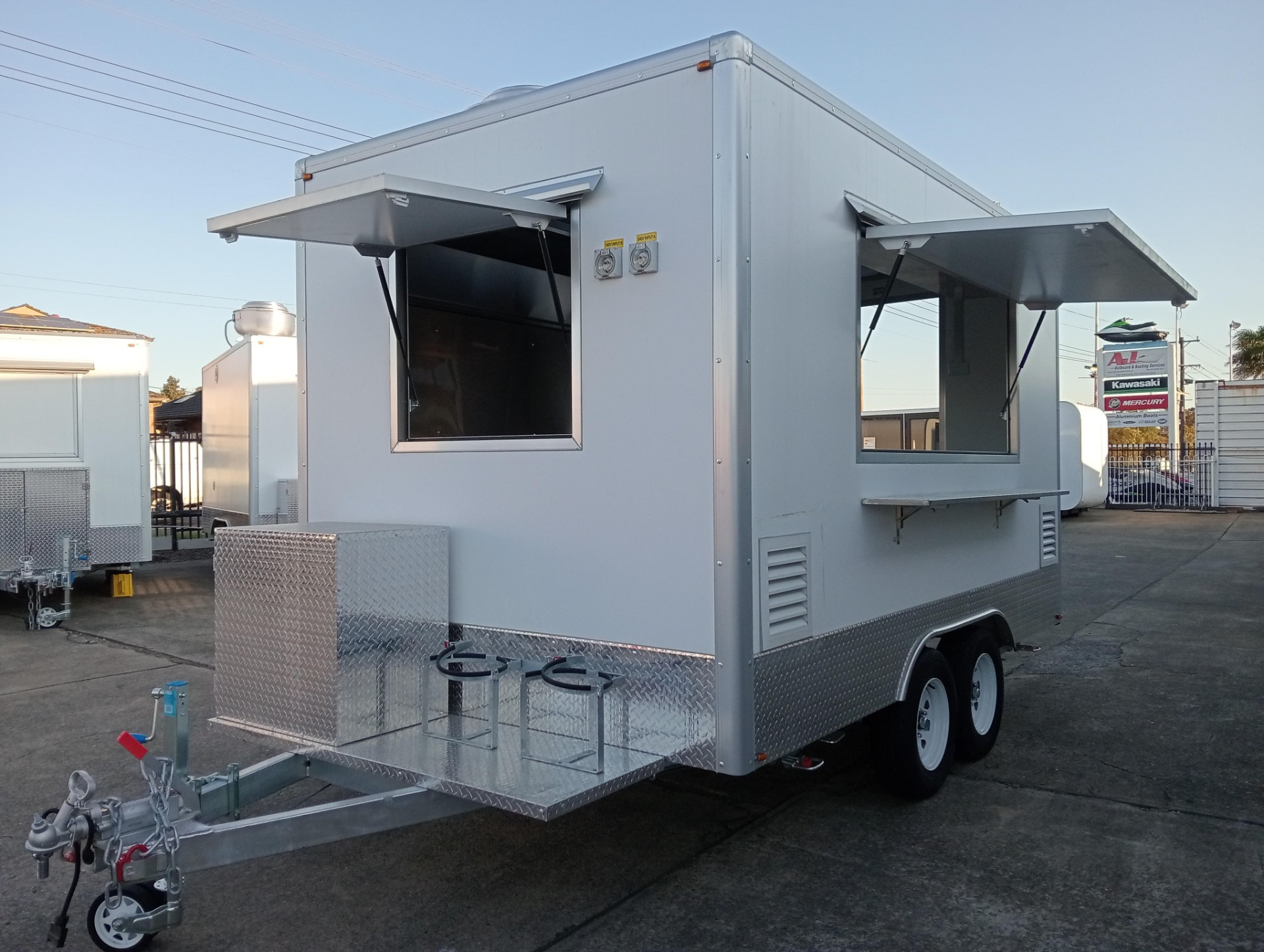 Food Trailers - Trailers2Go