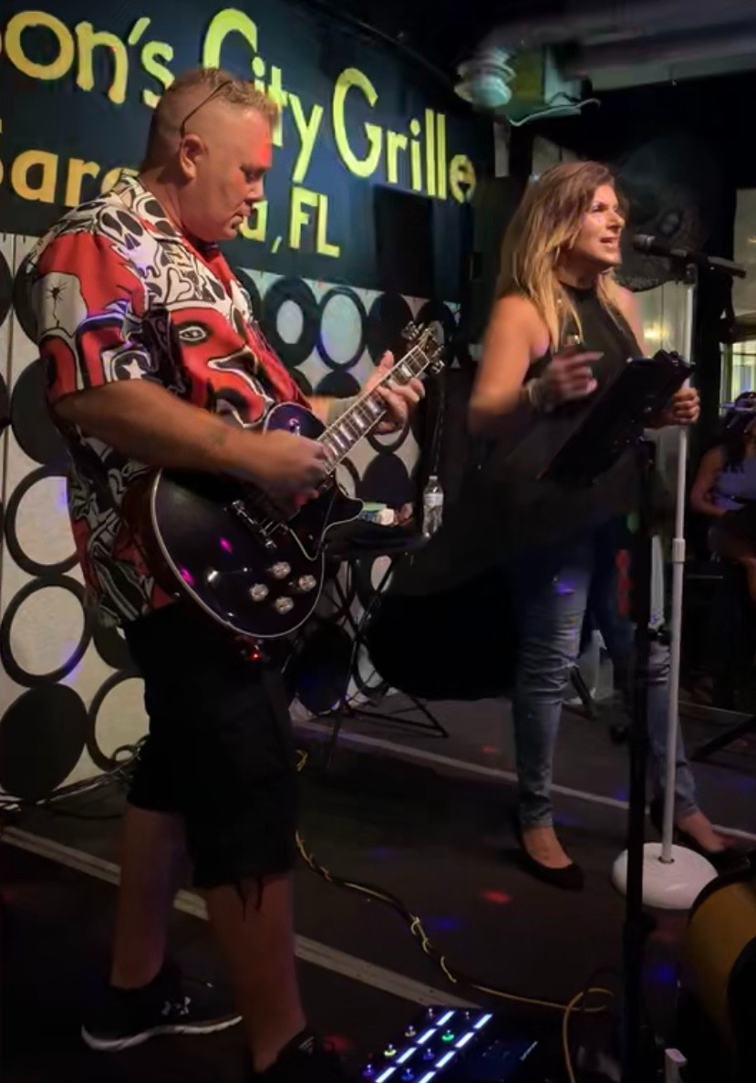 Home [www.lisaridingsduo.com]