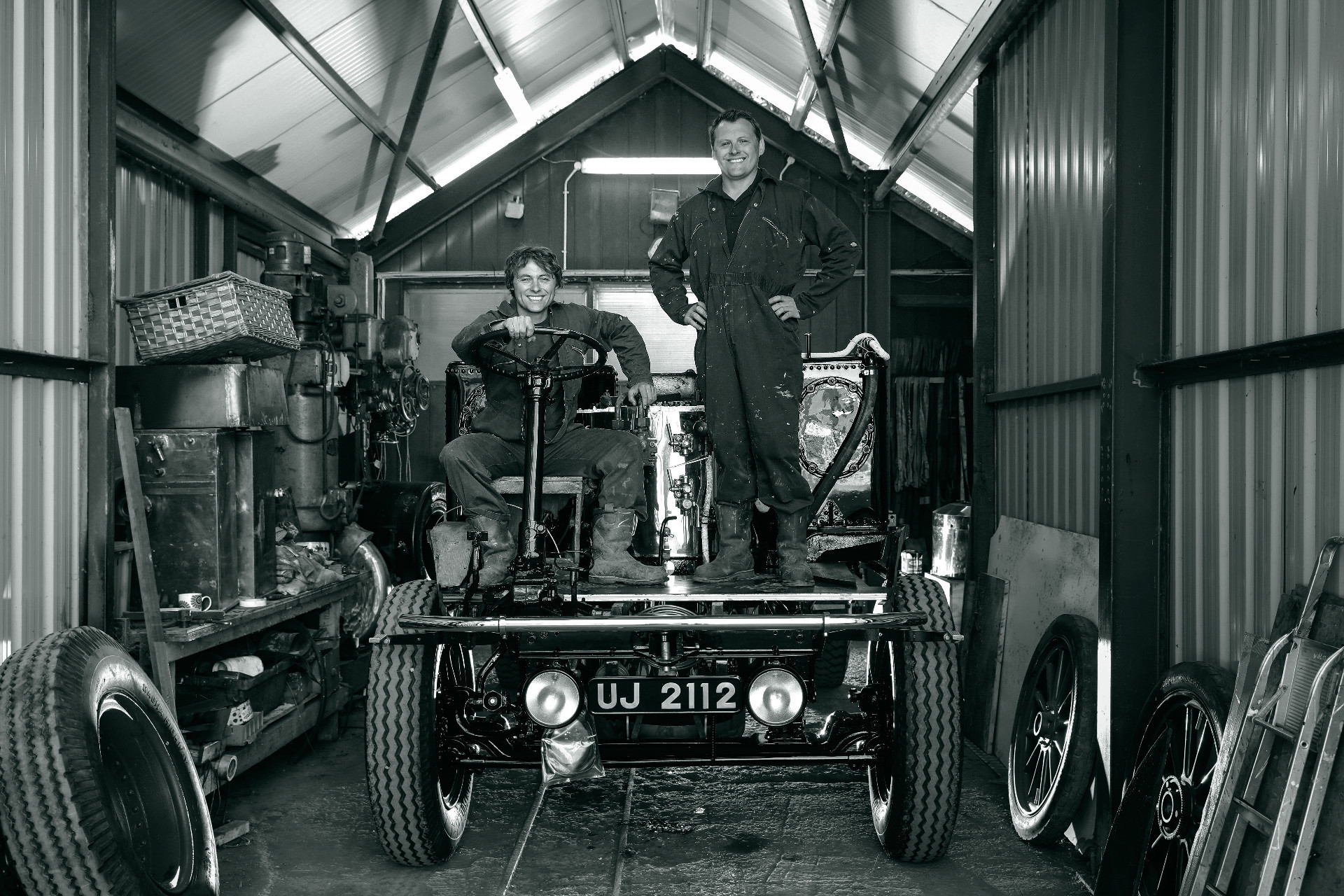 www.gooldsteam.com ABOUT US