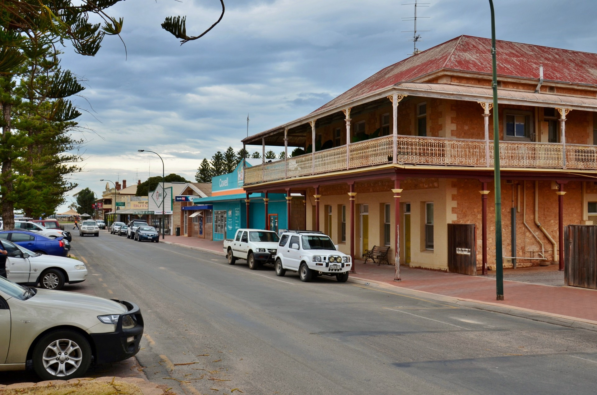 PORT NEIL, ARNO BAY & COWELL ON THE EYRE PENINSULA