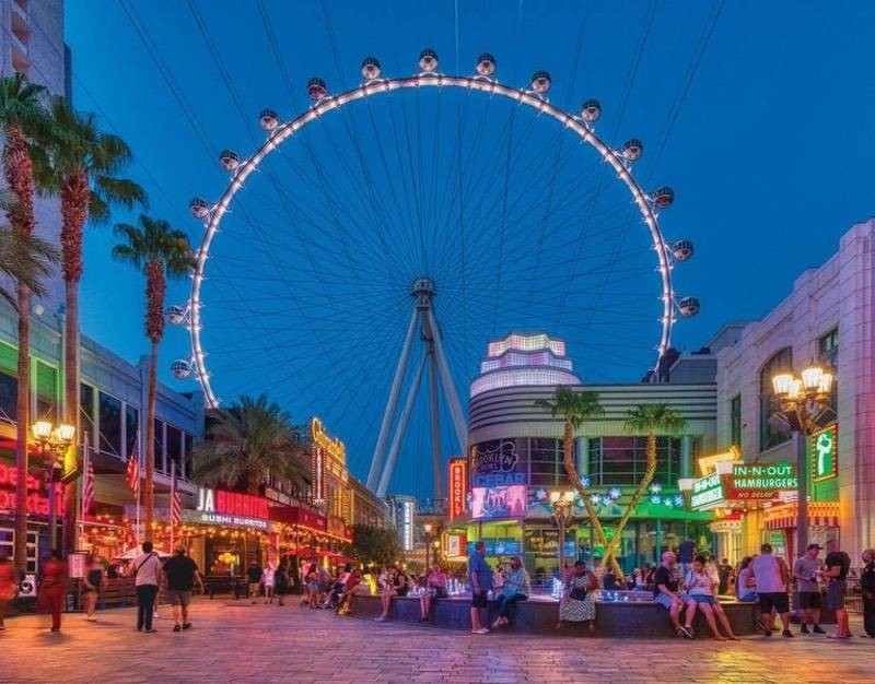 The Las Vegas High Roller Wheel - The LINQ Hotel
