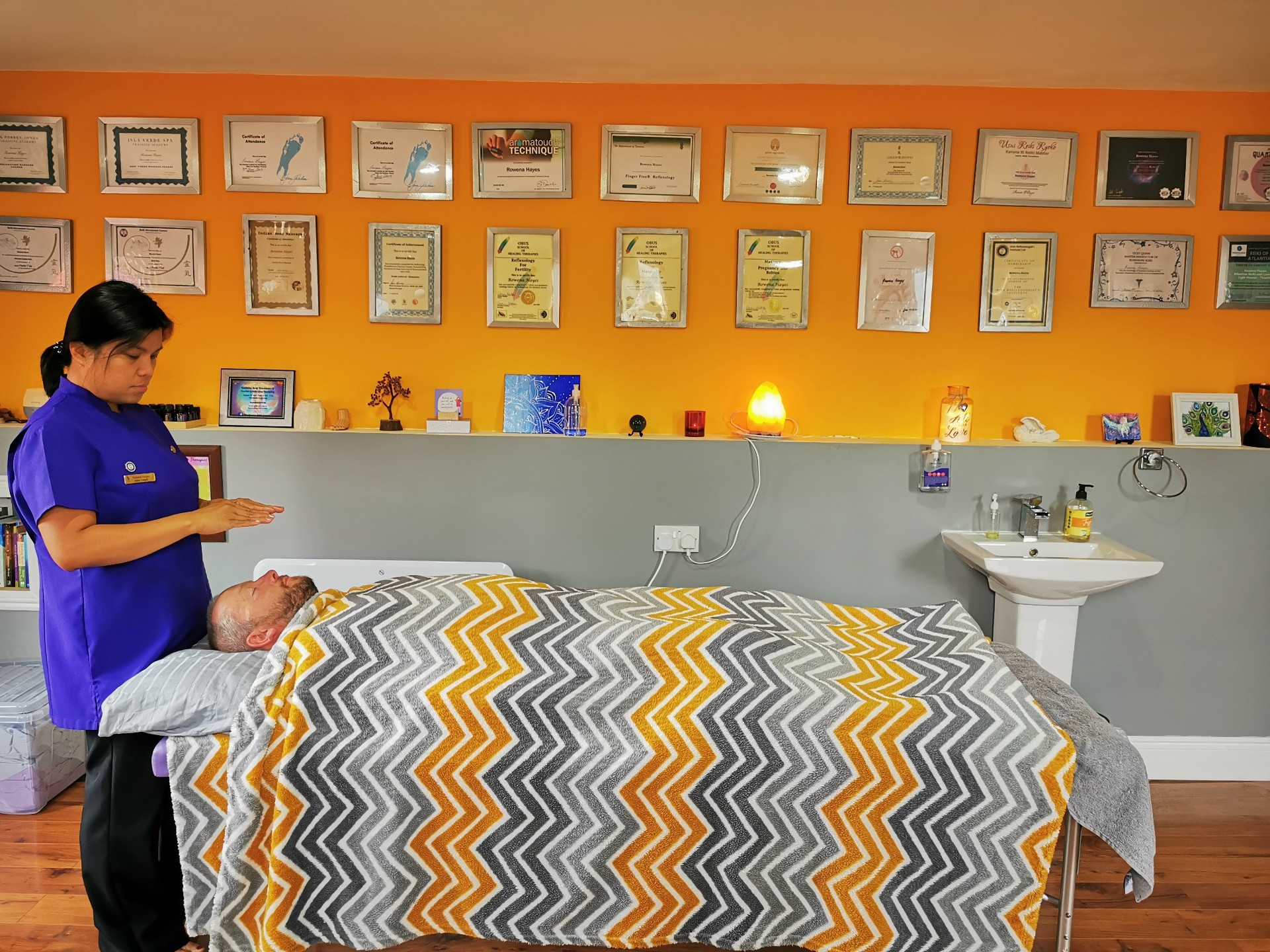 Rowena Hayes Holistic Therapies
