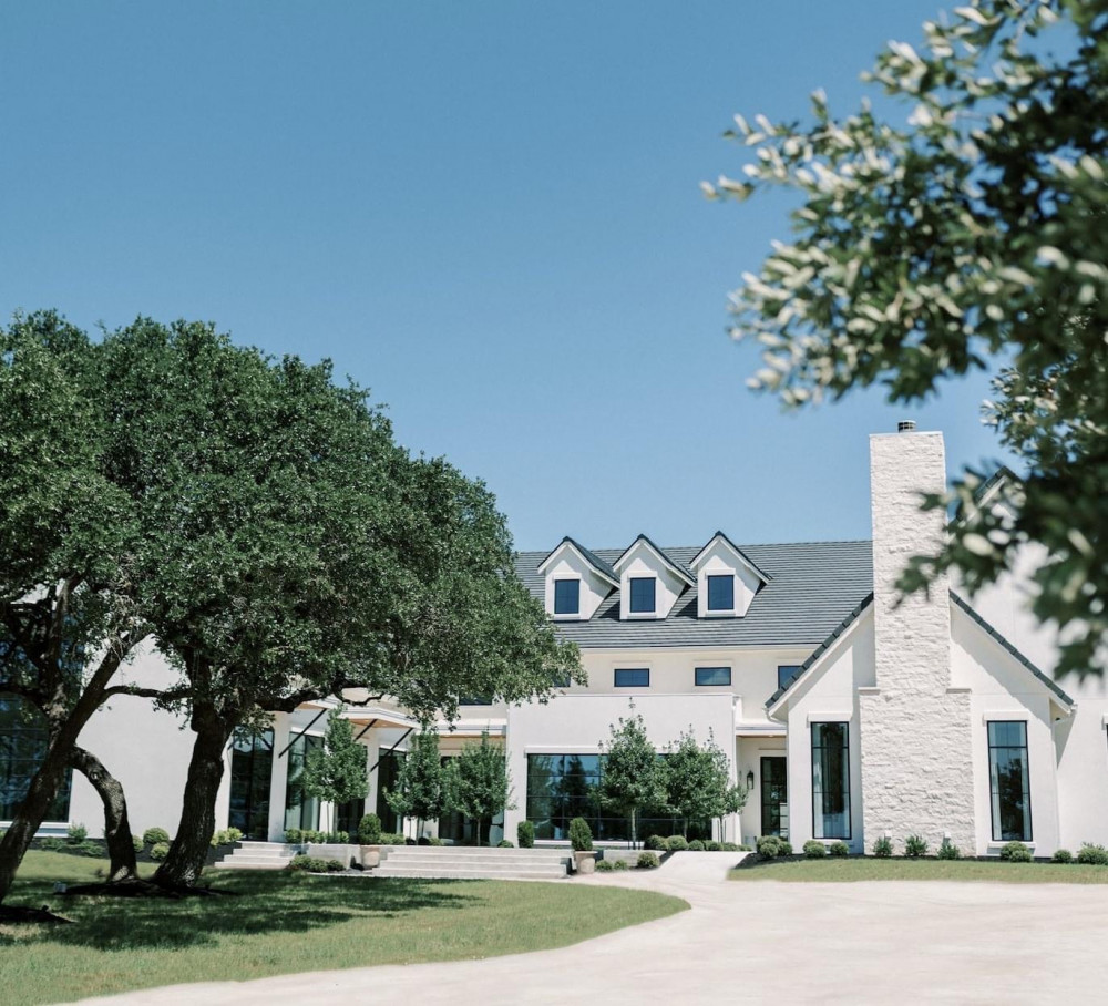 KEN SMITH AND V4 ASSOCIATES