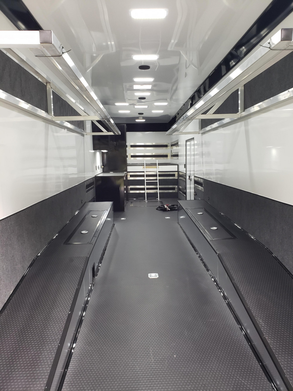 Home [www.ctstrailersales.com]