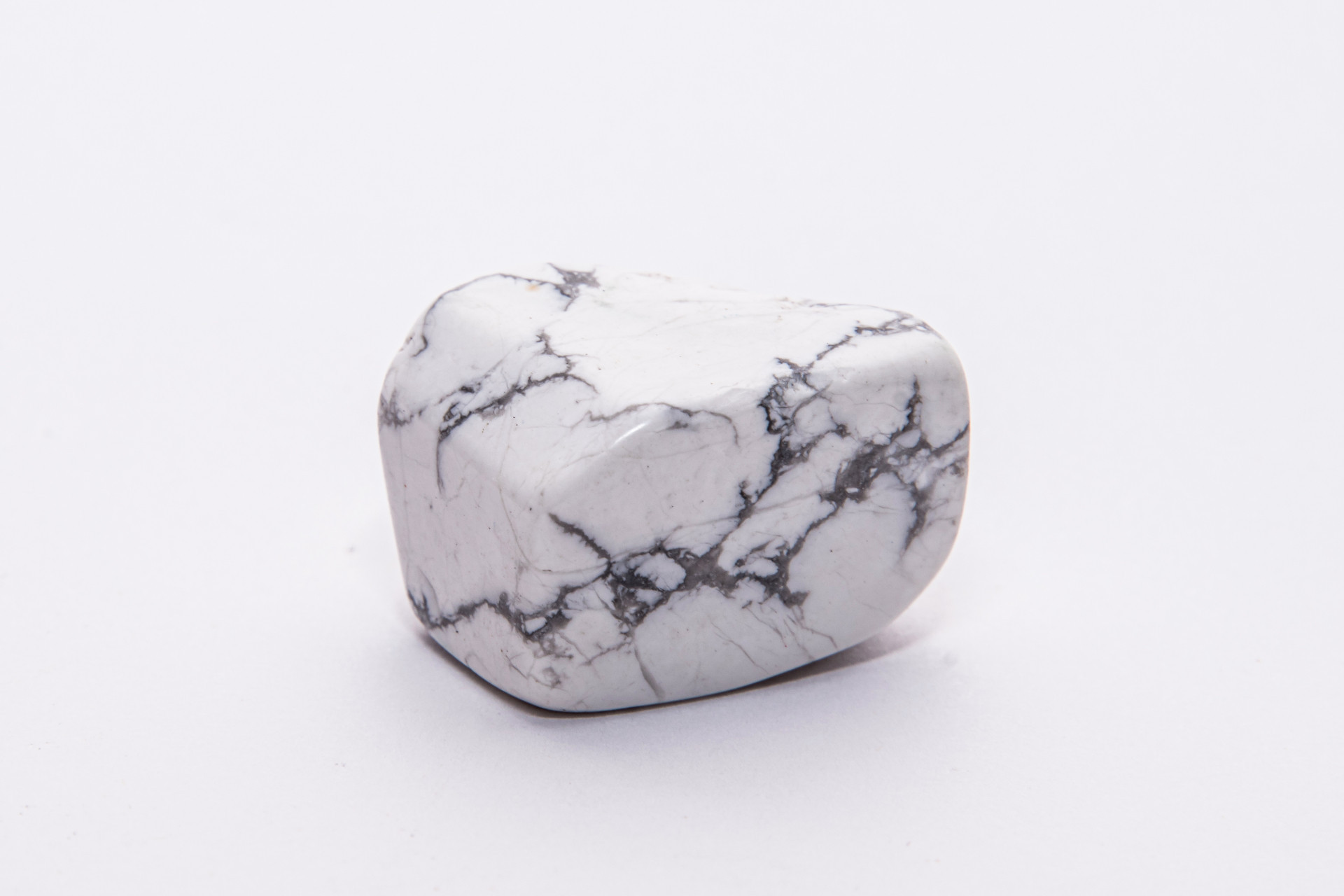 Howlite: The Porcelain Stone of Serenity