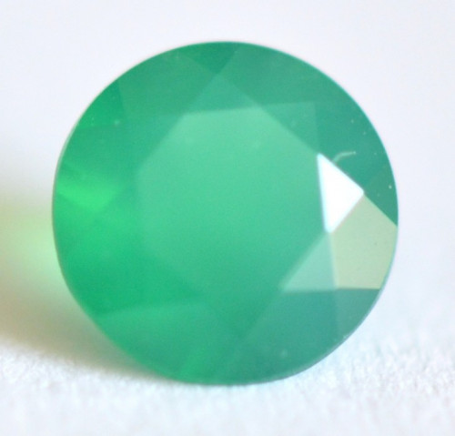 The Magnetic Metals that Color Gemstones