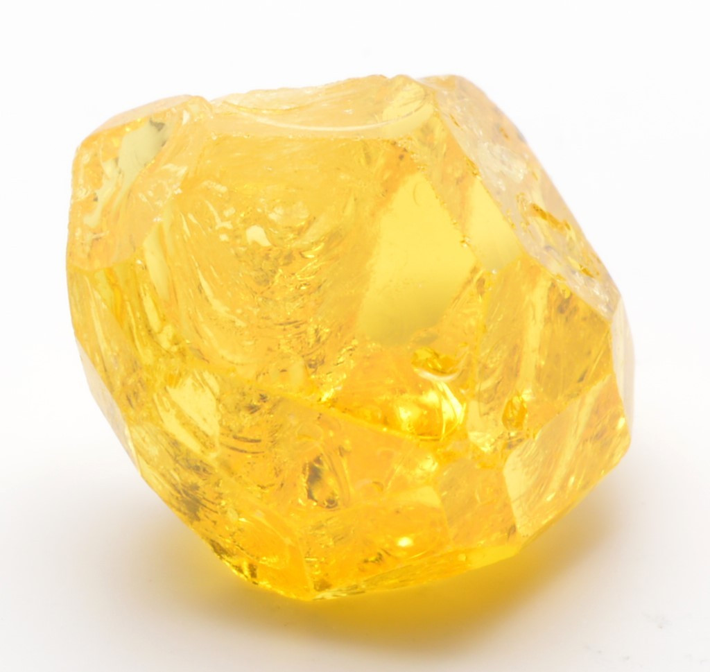 Synthetic Garnets: Magnetism and Color