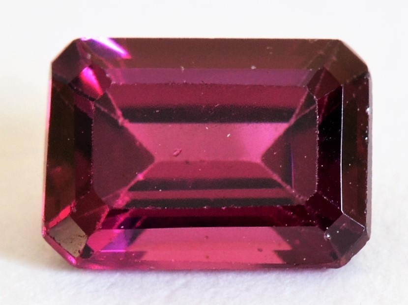 Pyralspite Garnets: Almandine, Pyrope & Spessartine