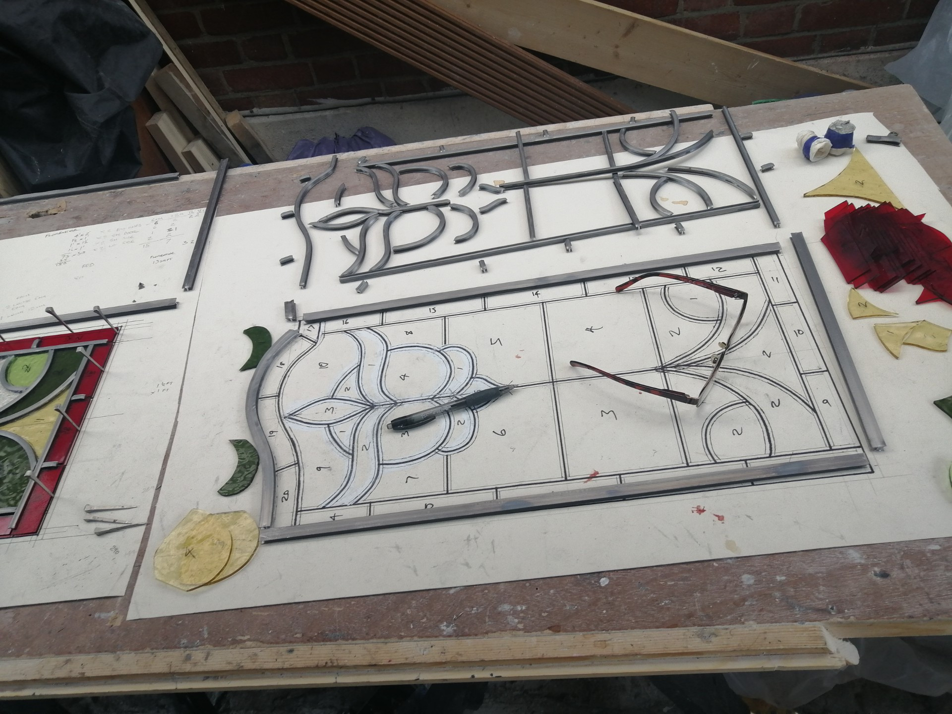 HOME [www.statelyglass.com]