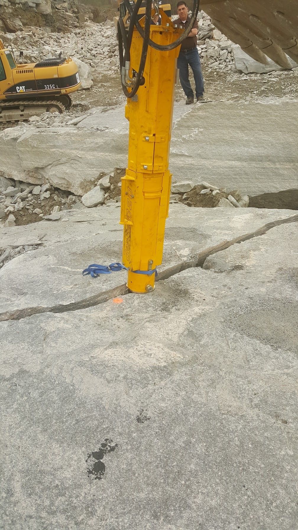 Darda Rock Splitter | Darda C20 | Hydraulic Rock Splitters